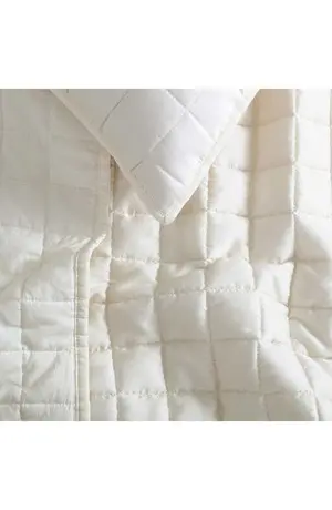 Calvin Klein Signature Quilted Comforter & Shams Set - Light Beige