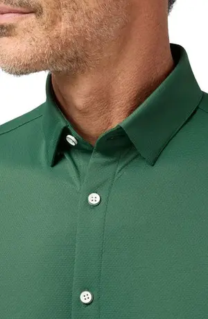 Mizzen+main Halyard Trim Fit Solid Short Sleeve Performance Button-up Shirt