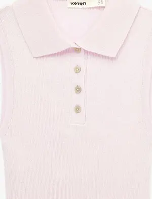 KOTON Sleeveless Ribbed Polo Knit Top