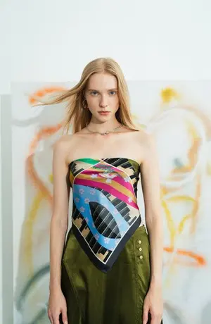 LOST PATTERN Season In Park Silk Bandana