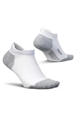 FEETURES Feetures Elite Max Cushion No Show Tab Ankle Socks White