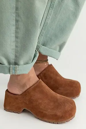 Free People I'm With The Band Clogs