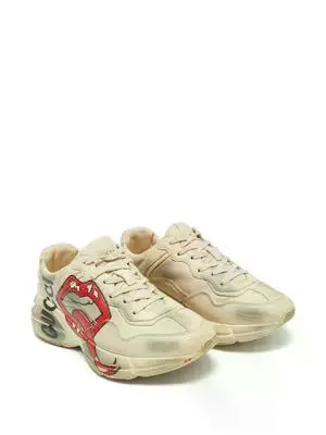 Gucci Rhyton Logo Print Sneakers - Neutrals