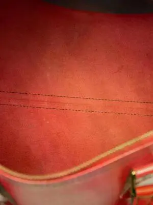 LOUIS VUITTON Epi Speedy 30 Boston Bag - Red