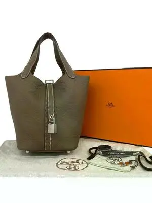 Hermès Clemence Picotin Lock 18 Handbag
