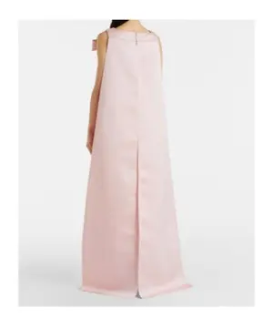 SAFIYAA LONDON Harley Caped Crêpe Gown