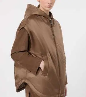 Max Mara Sleeveless Padded Jacket - Brown