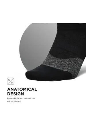 FEETURES Elite Light Cushion No-show Tab Athletic Ankle Socks - Deep Black