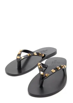 Valentino Garavani Rockstud Thong Leather Sandals