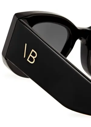 Victoria Beckham Oval Frame Sunglasses