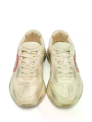 Gucci Rhyton Logo Print Sneakers - Neutrals