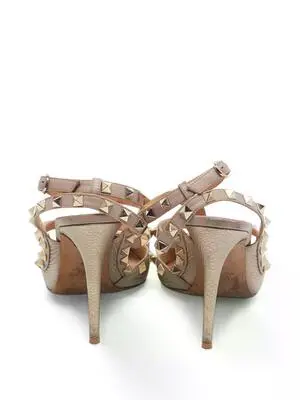 Valentino Garavani Rockstud Embellished Pumps