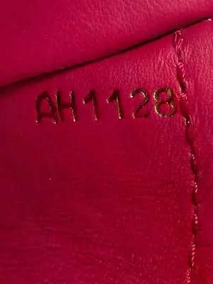 LOUIS VUITTON Capucines Mm Handbag