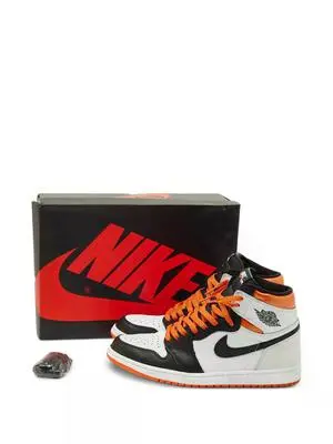 JORDAN 1 Retro Sneakers
