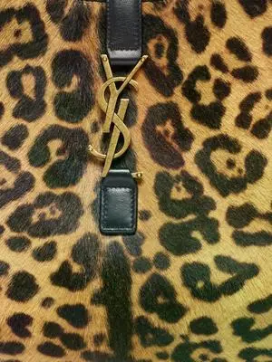 Saint Laurent 2024 Le 5 À 7 Bea Tote Bag
