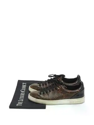 LOUIS VUITTON Monogram Frontrow Sneakers