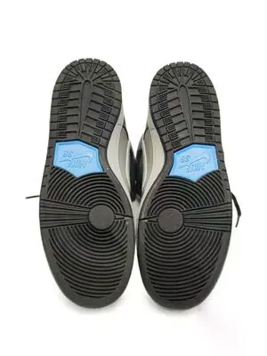 Nike Dunk Pro Sneakers