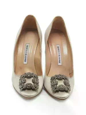 Manolo Blahnik Hangisi Satin Pumps With Crystal Buckle - Neutrals