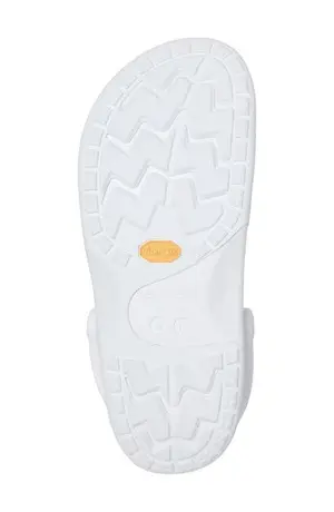 CROCS Gender Inclusive Classic Exp Clog - White