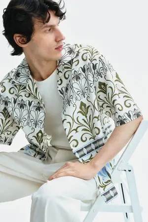 H&m Relaxed Fit Patterned Resort Shirt