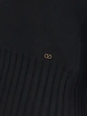 Valentino Garavani Slim Fit Cotton Cardigan With V-neck And Contrast Trim