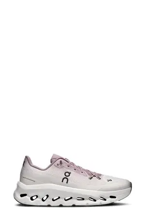 On Cloudtilt Athletic Sneaker - Heron/dew