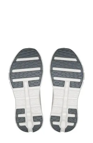 On Cloudtilt Athletic Sneaker - Heron/dew