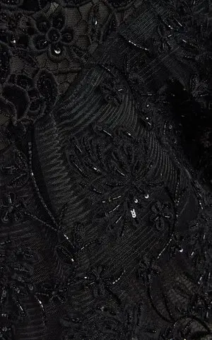 Oscar De La Renta Chrysanthemum Guipure Gown