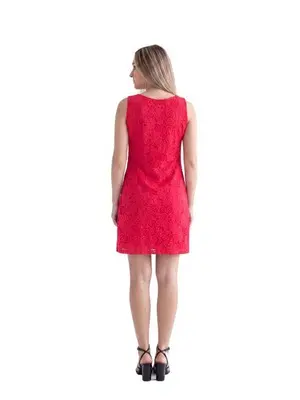 24SEVEN COMFORT APPAREL Sleeveless Lace Boat Neck Mini Shift Dress - Fuchsia