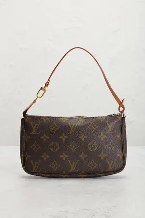 LOUIS VUITTON Monogram Pochette Accessoires Shoulder Bag