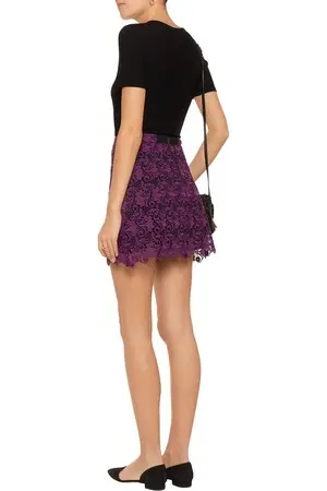 Alice + Olivia Alice Olivia Riley Guipure Lace Mini Skirt