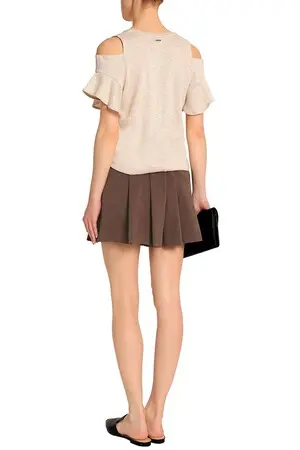 Halston Skirt-effect Pleated Shorts