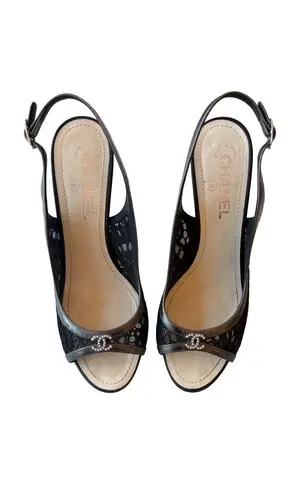 DEAR CLEMENTINE VINTAGE Chanel 90s Mesh Cc Logo Sandals - Black