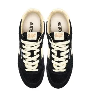 AUTRY Retro Suede Low-top Sneakers