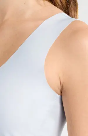 Nordstrom Everyday Invisible Edge Tank - Blue Illusion