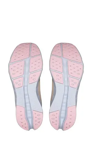 On Cloudsurfer 2 Running Shoe - Sand/ivory