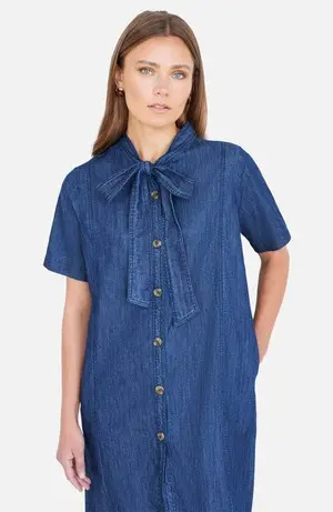 YUMI Chambray Tunic With Tie Neck
