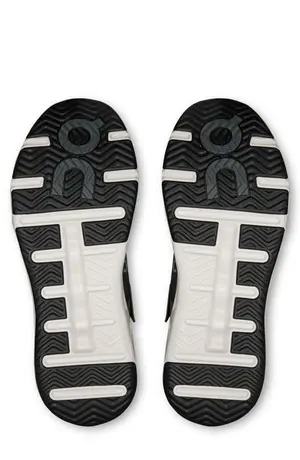 On The Roger Wildcard Sneaker - Black/white