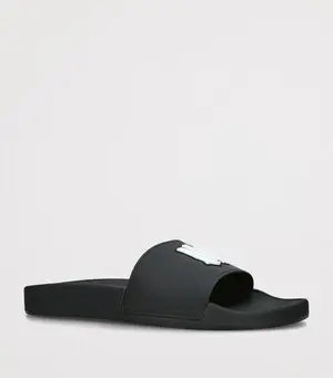 Amiri Ma Pool Slides