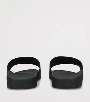 Amiri Ma Pool Slides