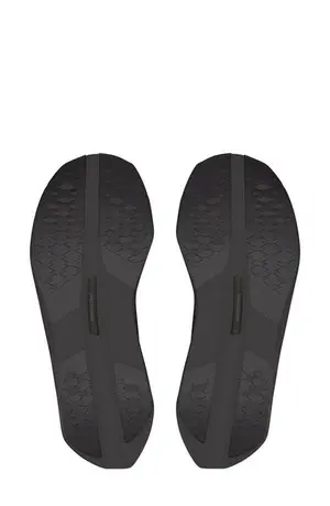 On X Paf Cloudboom Volt Running Shoe - Ember/pebble