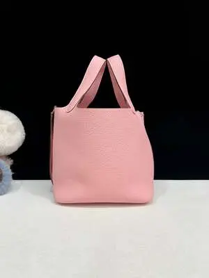 Hermès Leather Bucket Bag