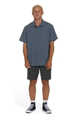 BILLABONG A-div Surftrek Transit Short Sleeve Button-up Shirt