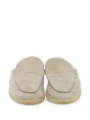 Loro Piana Suede Babouche Charms Walk Flat Mules - Grey