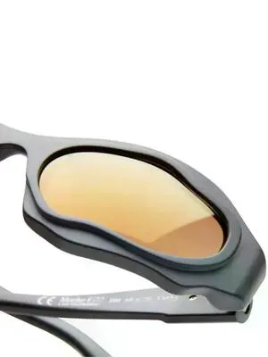 KUBORAUM E22 Geometric-frame Sunglasses