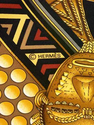 Hermès 1980-2000 L Or Des Chefs Silk Scarf 90 Scarves - Black