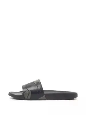 Valentino Garavani Camouflage Print Pool Flip Flops