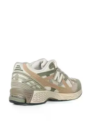 NEW BALANCE 1906 Low-top Sneakers
