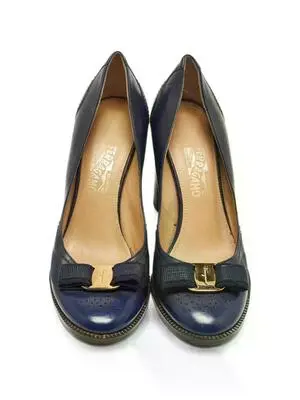 FERRAGAMO Vara Bow Leather Pumps