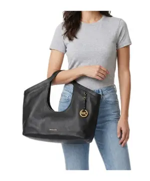 Michael Kors Haddie Large Handbag